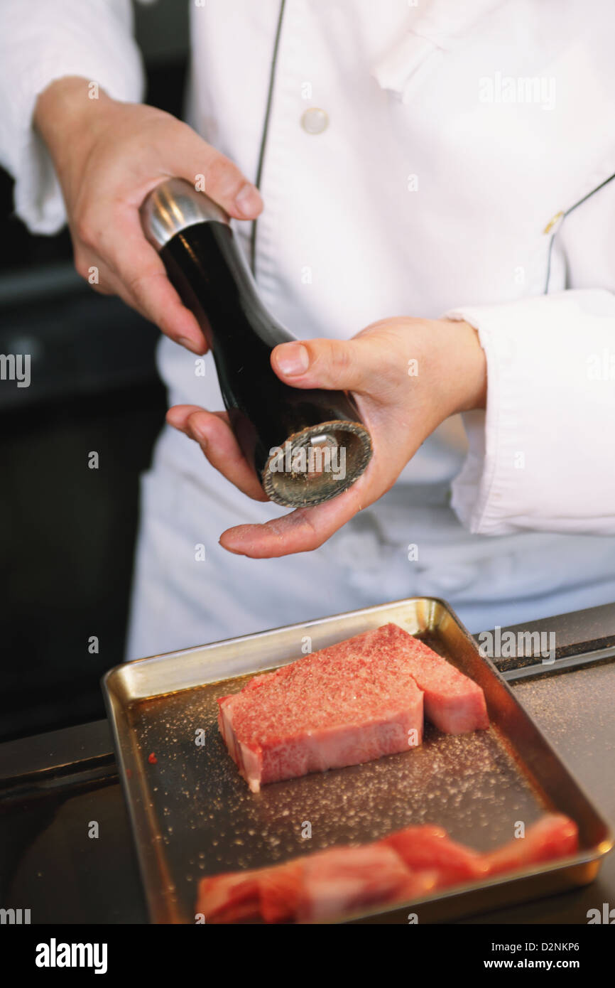 Professional cooking method hi-res stock photography and images - Alamy
