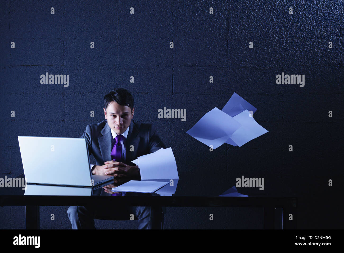 Overflowing desk hi-res stock photography and images - Alamy