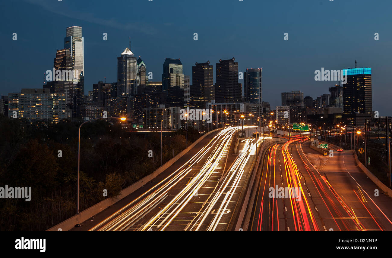 Philadelphia Center City Night High Resolution Stock Photography and ...