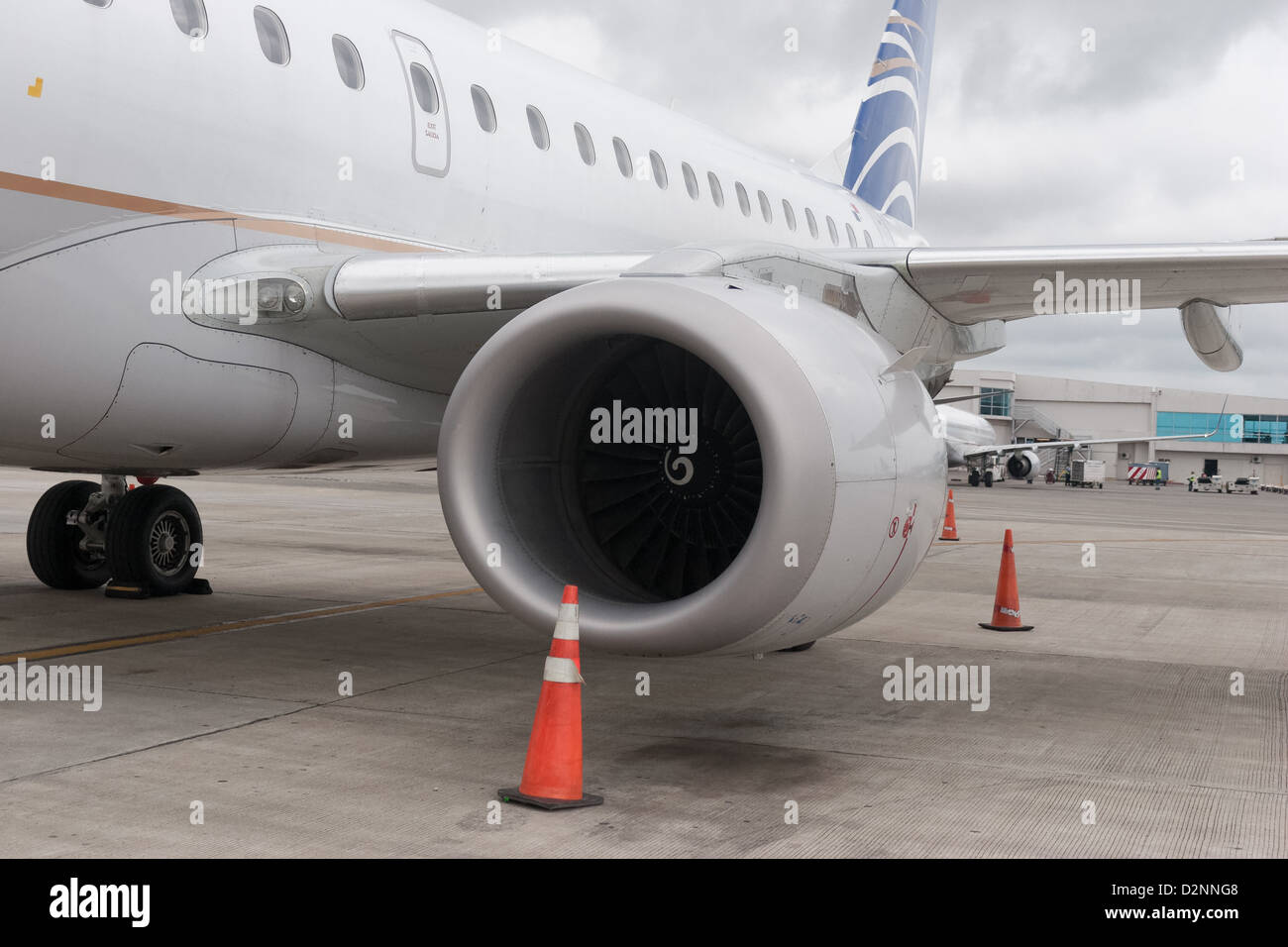 Embraer 190 turbine Stock Photo - Alamy