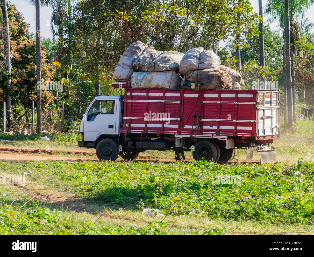 Overloaded trucks hi-res stock photography and images - Alamy