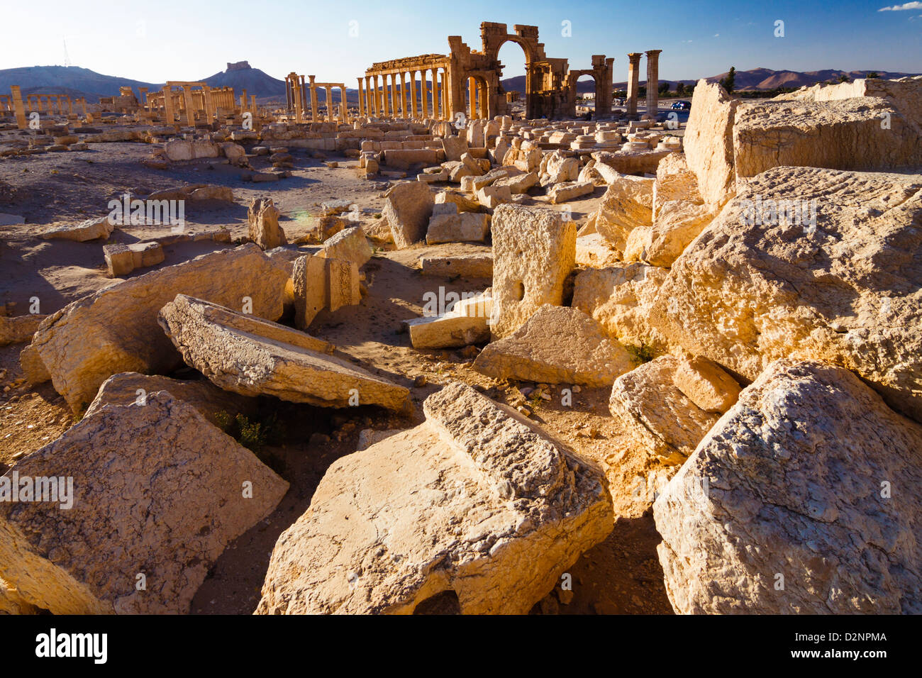 Monumental Arch of Palmyra ruins. Palmyra, Syria Stock Photo - Alamy