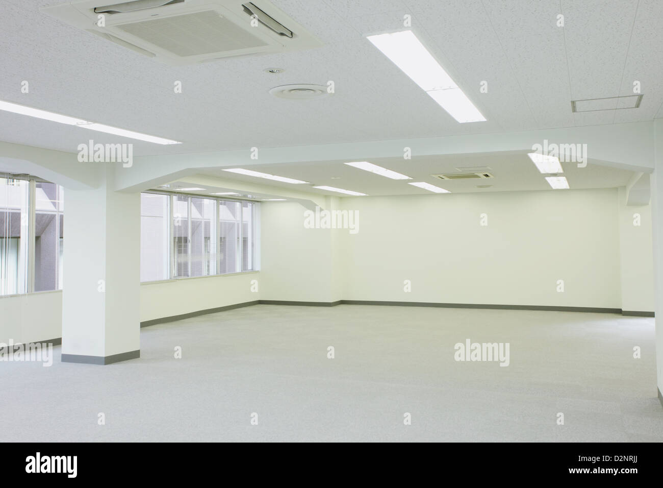 Empty office interior Stock Photo - Alamy