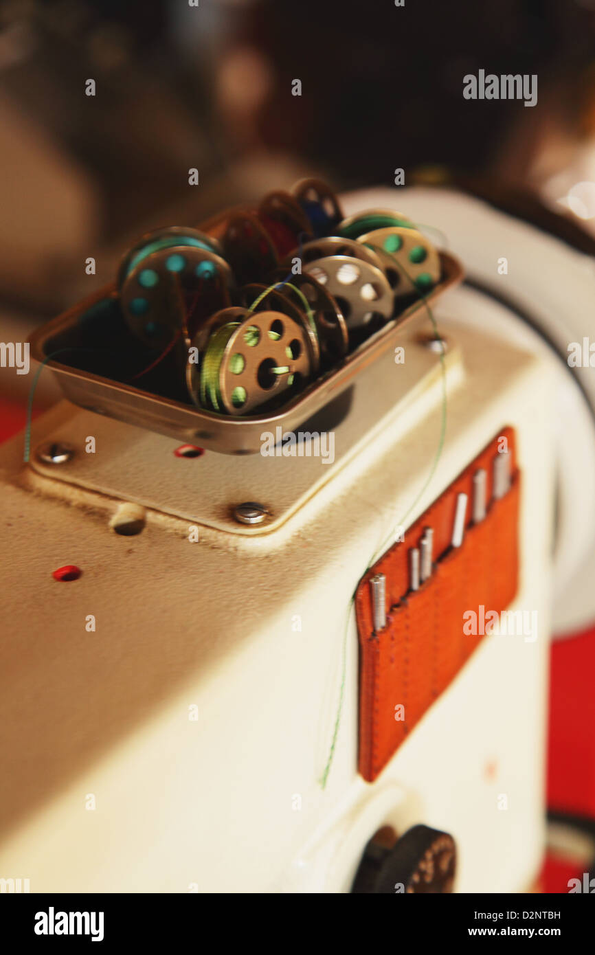 Multiple sewing machine hi-res stock photography and images - Alamy