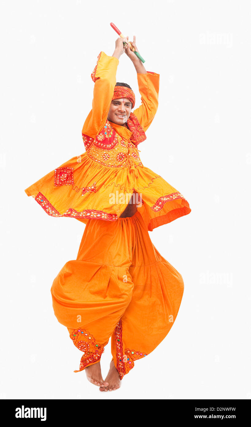 Navaratri dandiya garba hi-res stock photography and images - Alamy