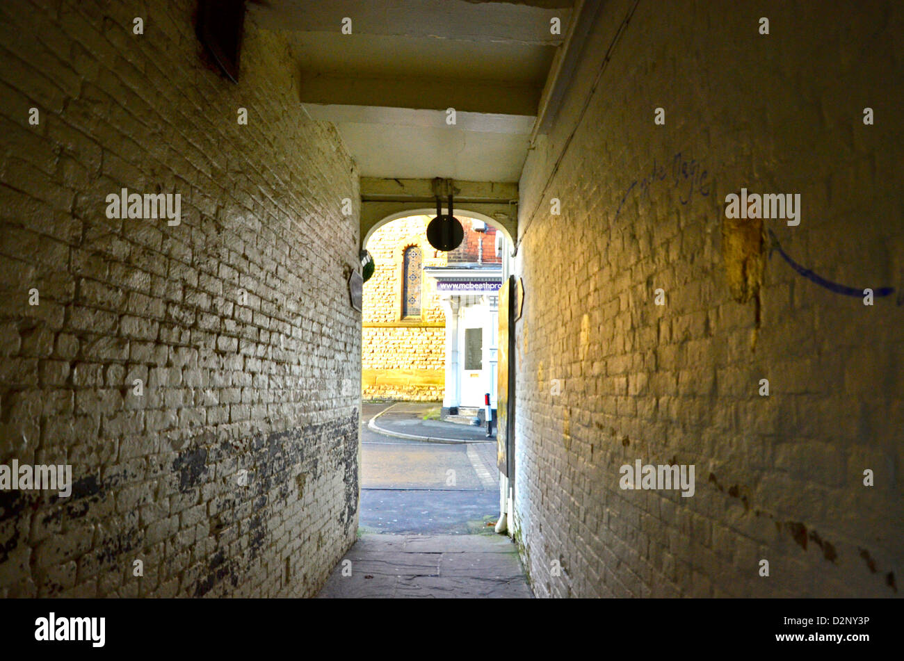 Alleyway leading out on to main square, Malton North Yorkshire Stock ...
