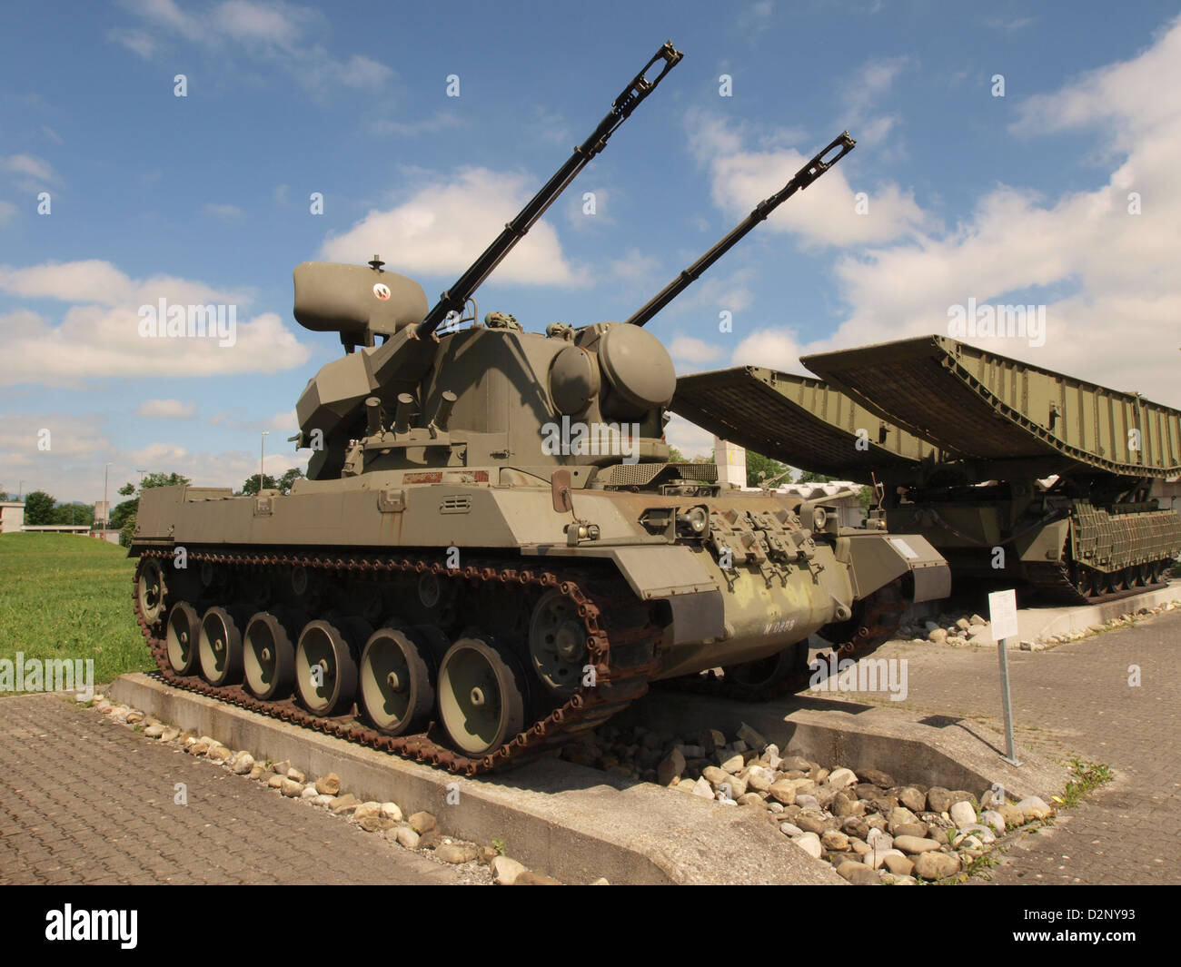 Fliegerabwehrpanzer 68 hi-res stock photography and images - Alamy