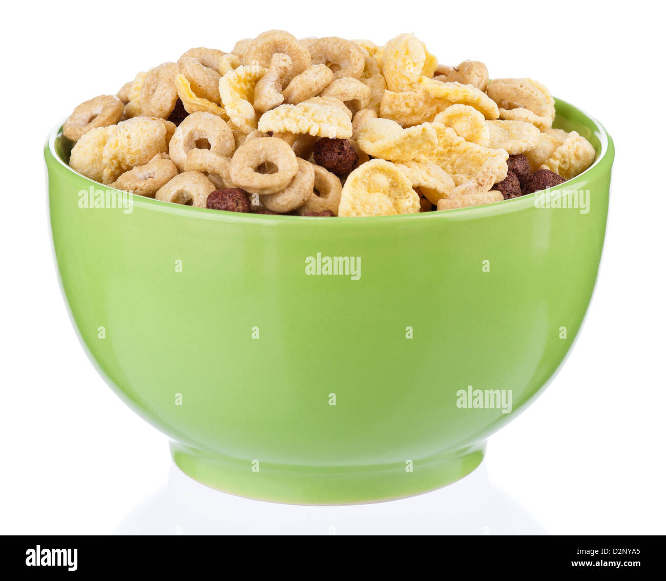 Cornflakes in bowl isolated on white background Stock Photo - Alamy
