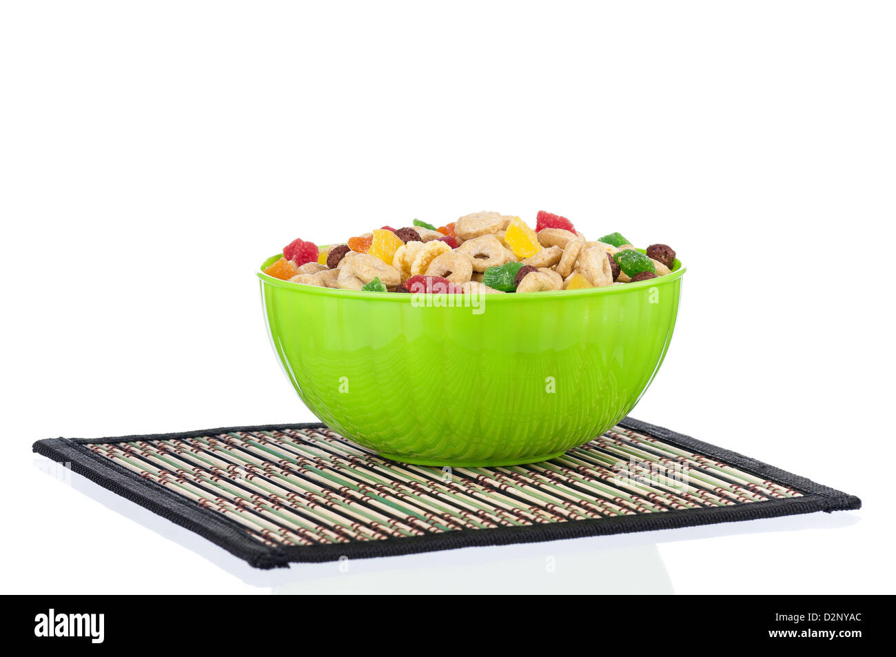 Cornflakes in bowl isolated on white background Stock Photo - Alamy