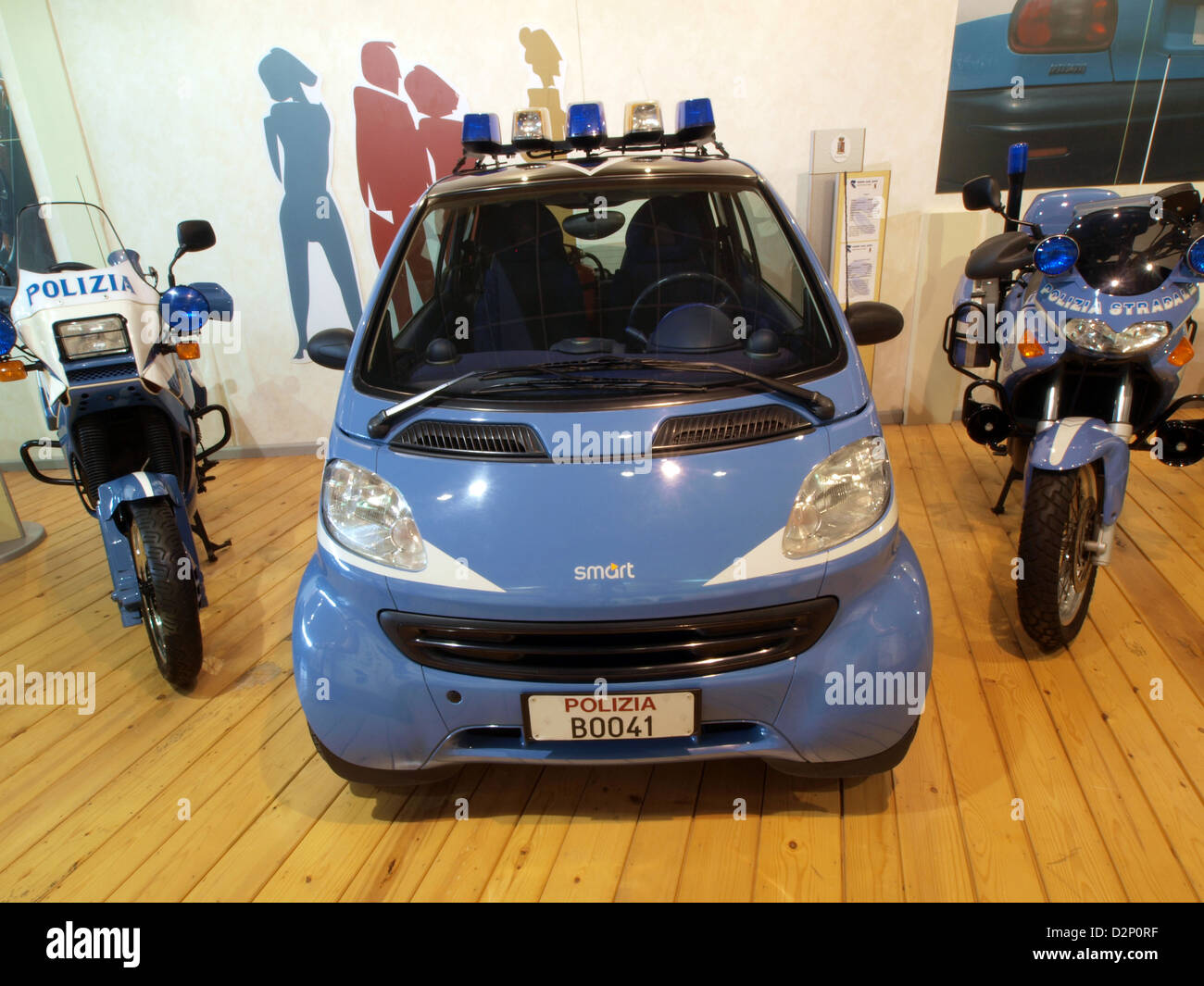 The Smart Italian Police Car is a compact vehicle used by the police in ...