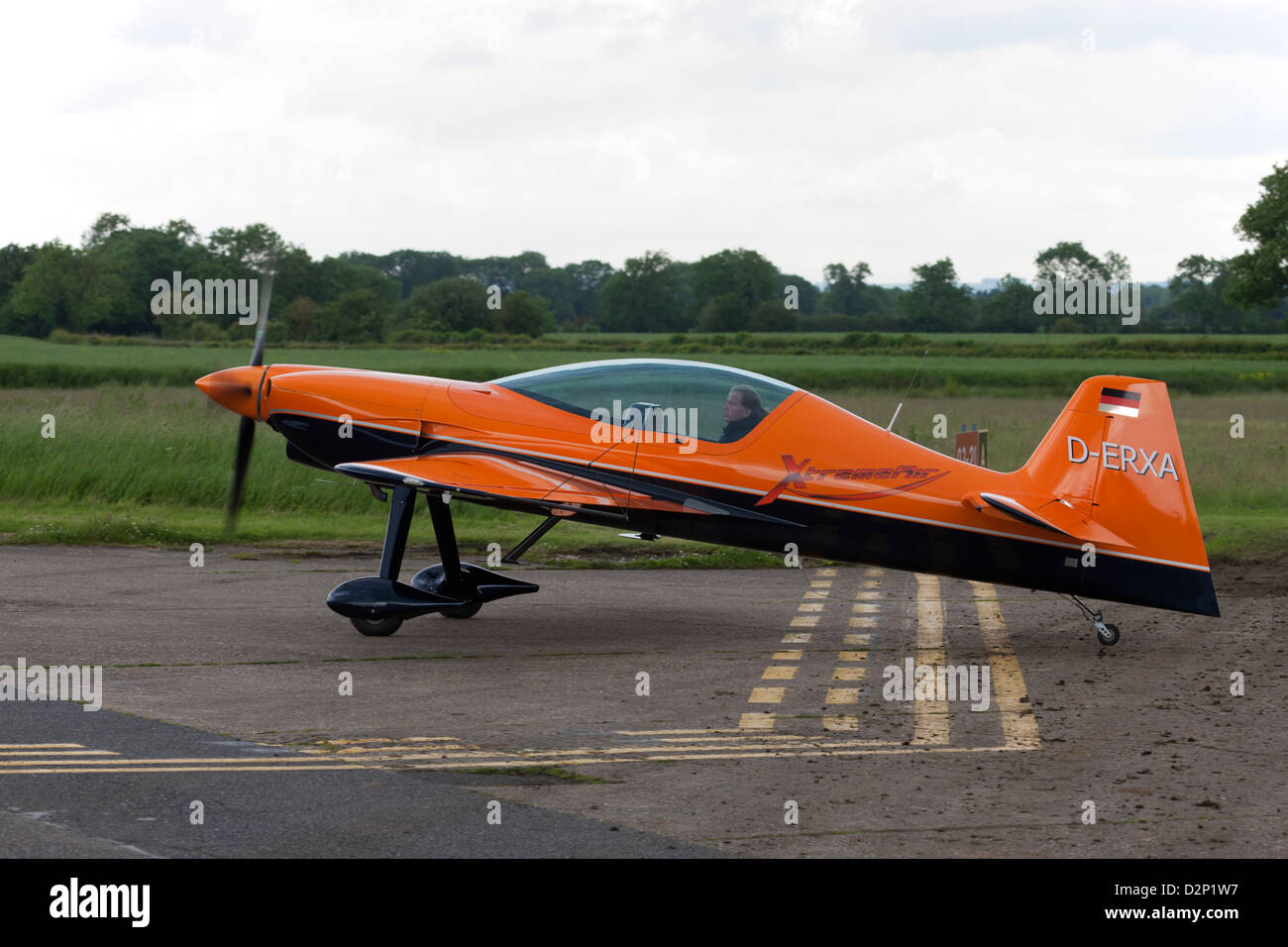 Xtreme-Air Sbach XP-30 D-ERXA taxiing along runway at Wickenby Airfield ...