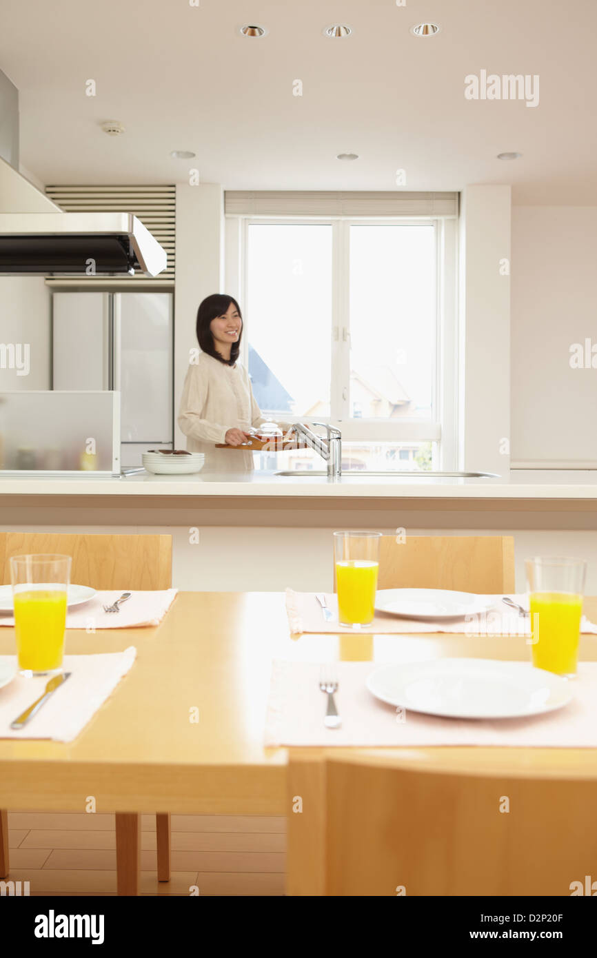 Eat in kitchen Stock Photo - Alamy