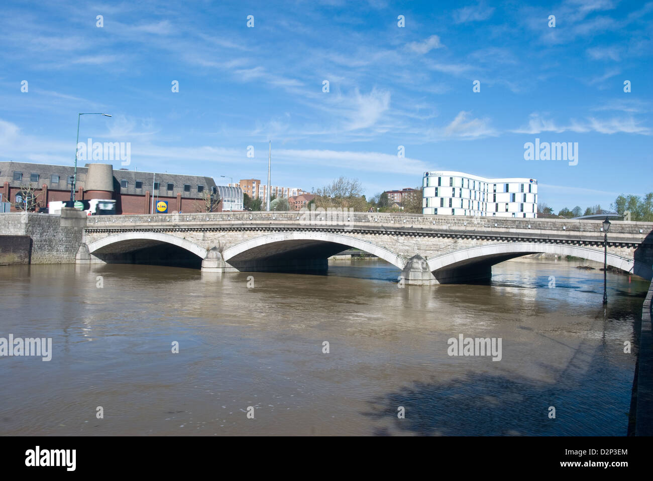 Maidstone Bridge High Resolution Stock Photography and Images - Alamy