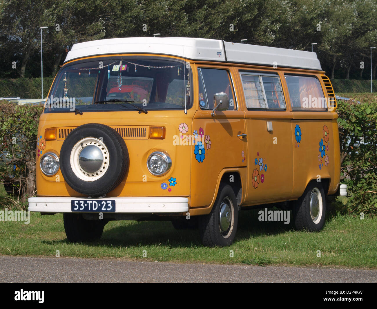 Kampeerauto hi-res stock photography and images - Alamy