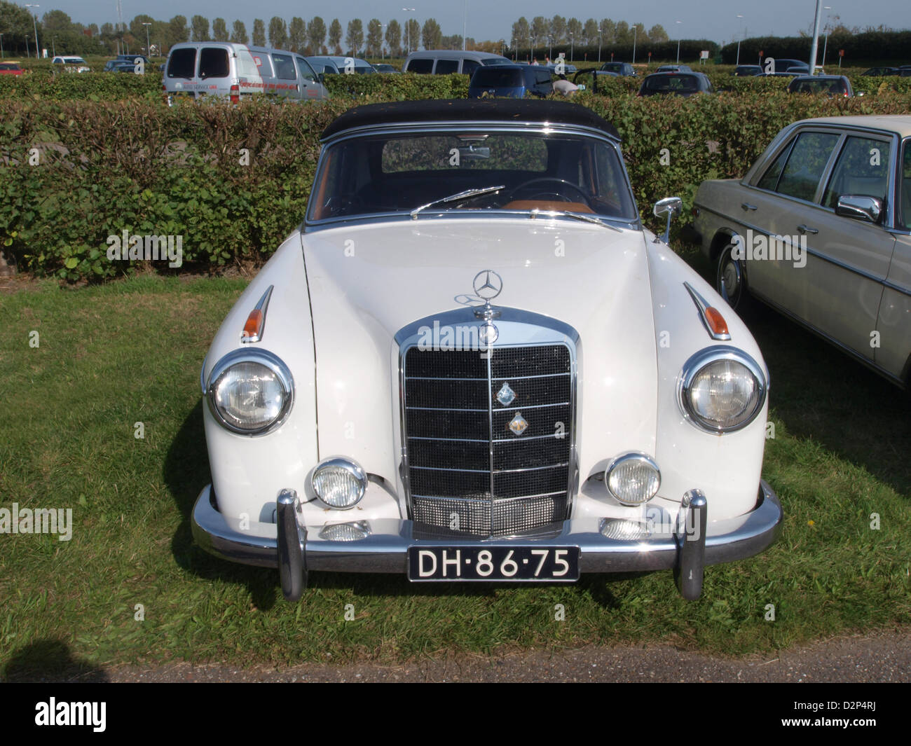 The 1958 Mercedes-Benz 220S is a classic luxury sedan from the late ...
