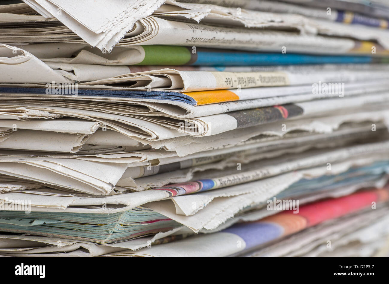 Pile of newspapers hi-res stock photography and images - Alamy