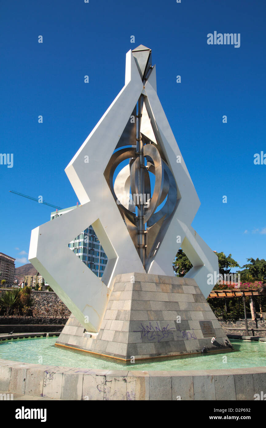 Santa Cruz de Tenerife city sightseeing Stock Photo - Alamy