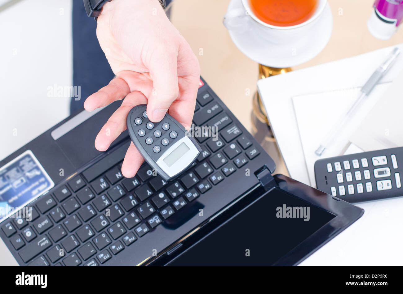 Internet banking hi-res stock photography and images - Alamy