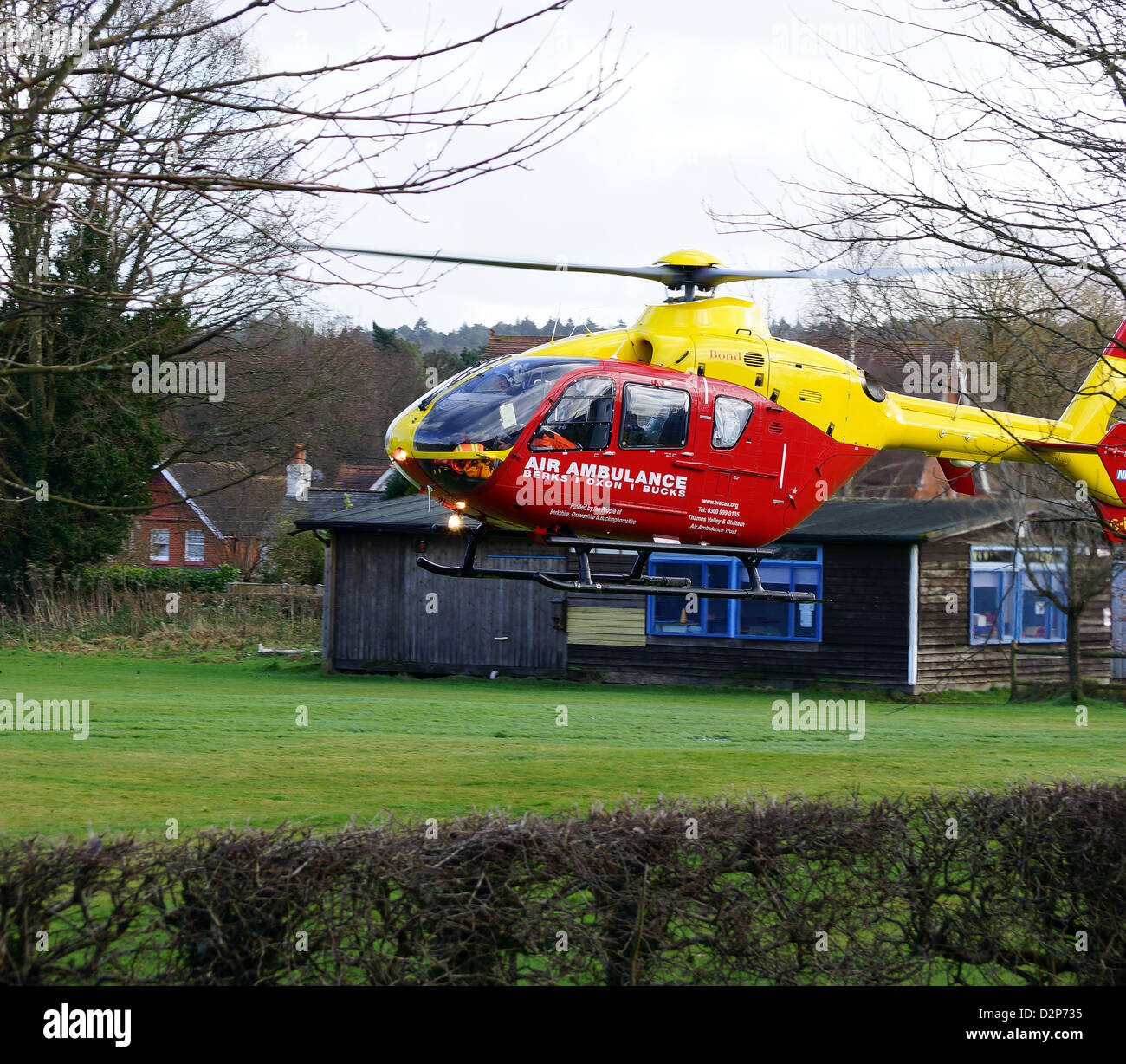 Berkshire / Oxfordshire / Buckinghamshire Air Ambulance at Liss ...