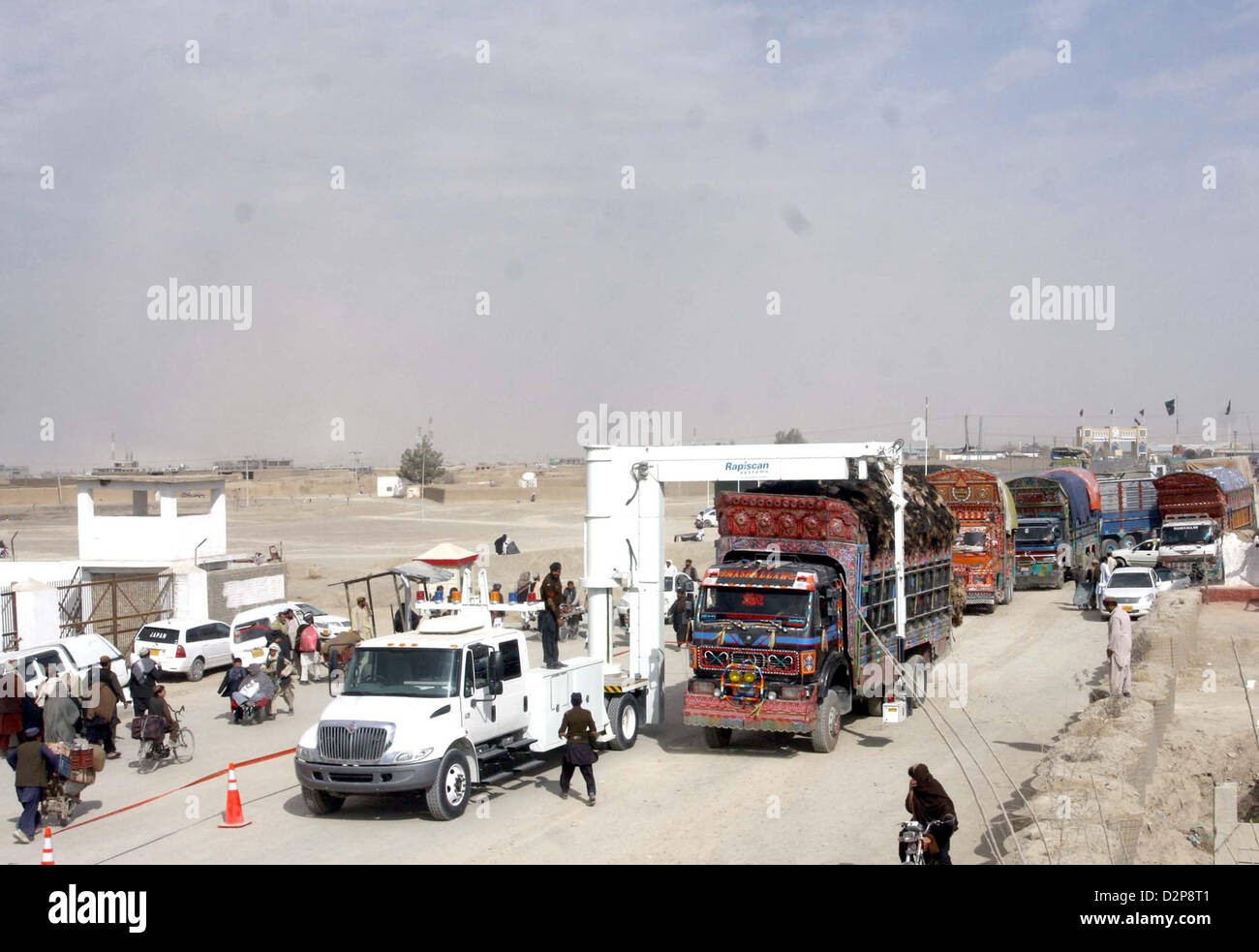 Vehicles enter in Pakistan from Afghanistan are passing through the ...