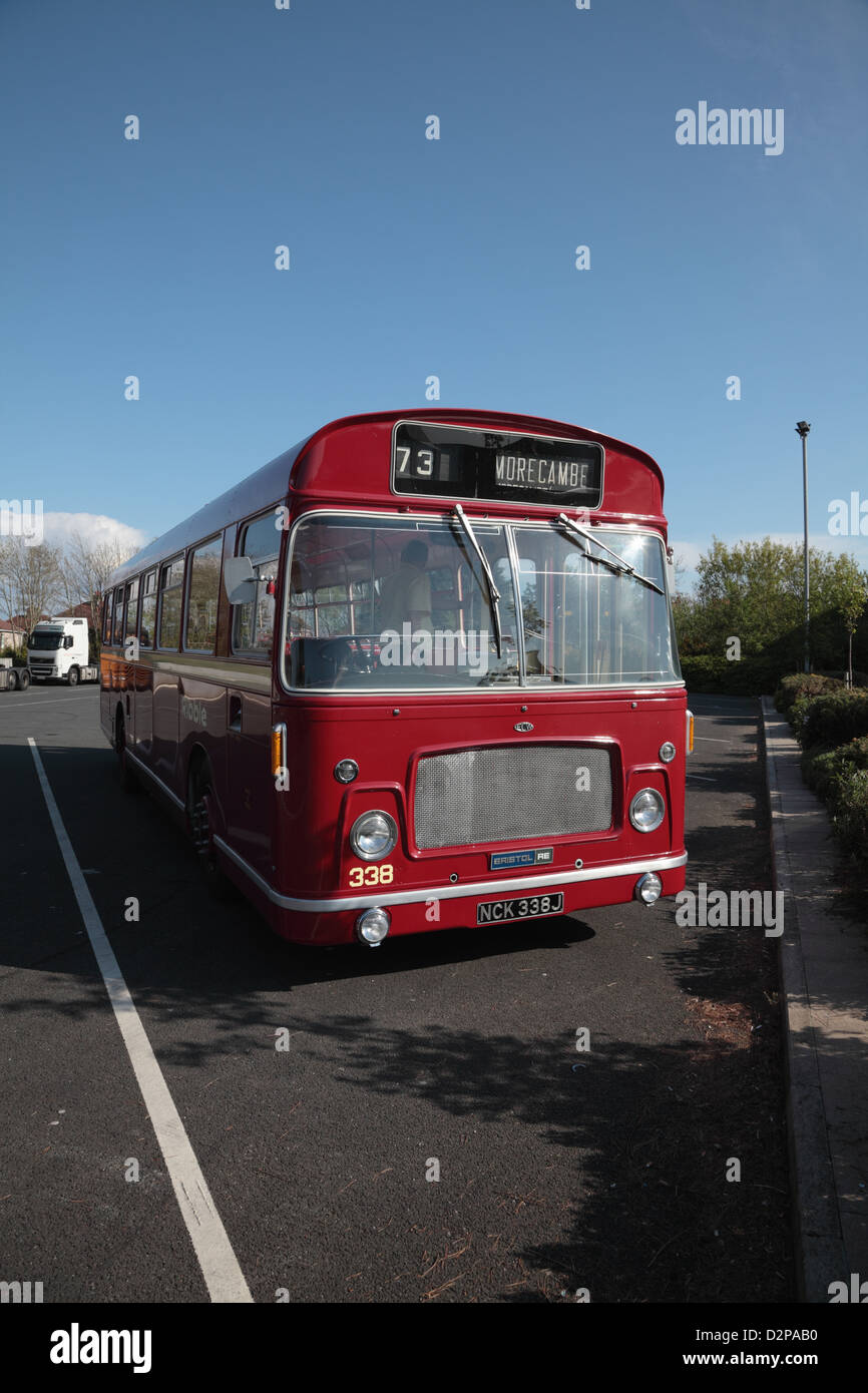 Vintage bus passengers hi-res stock photography and images - Alamy