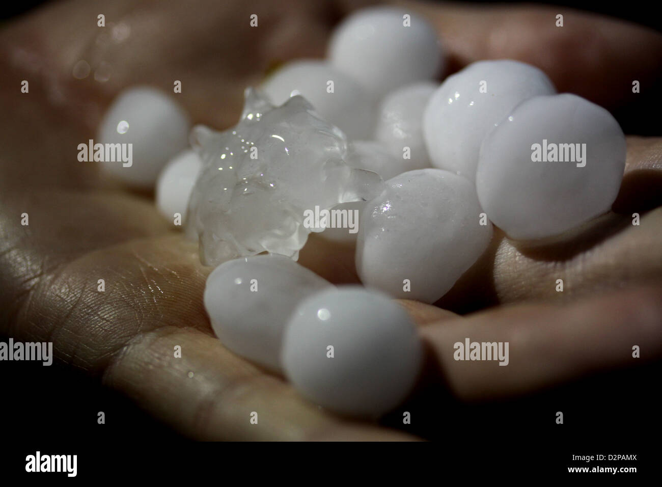 Hailstone hi-res stock photography and images - Alamy