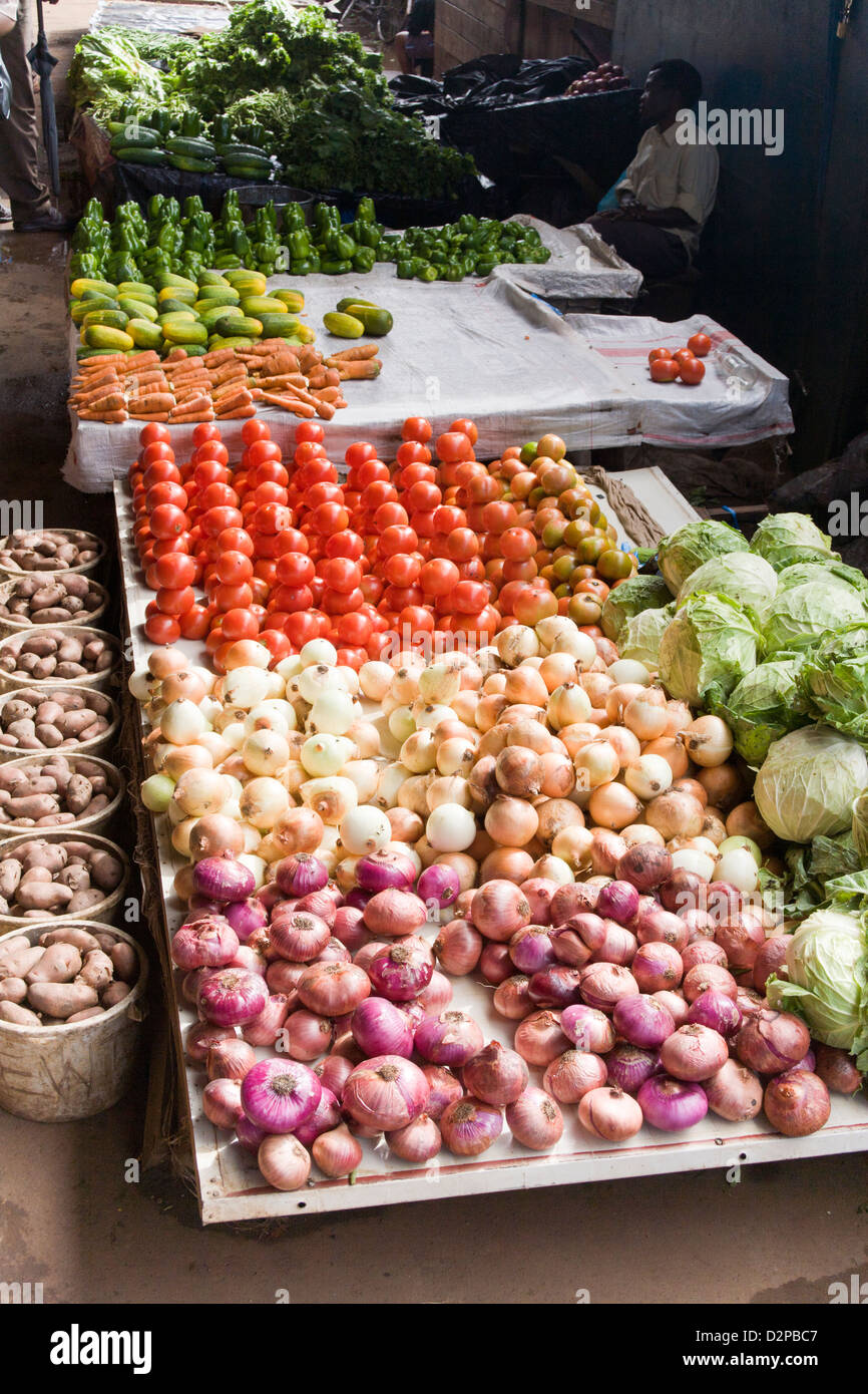 Vegetable stall in the market at Lilongwe, Malawi, Africa Stock Photo ...