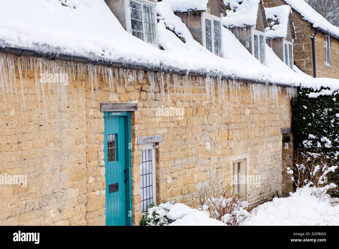 Snowshill in snow hi-res stock photography and images - Alamy
