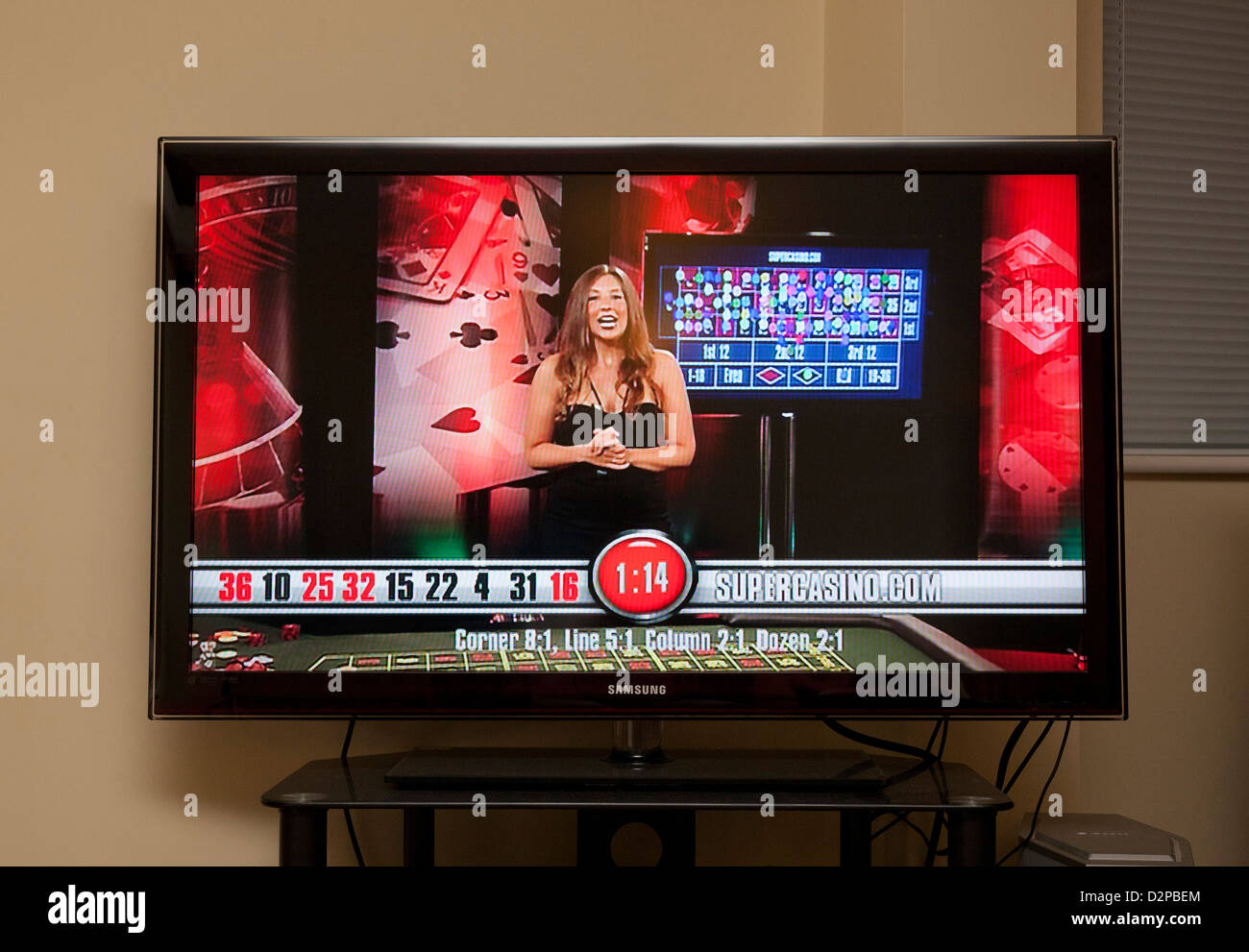 Tv television screen hi-res stock photography and images - Alamy