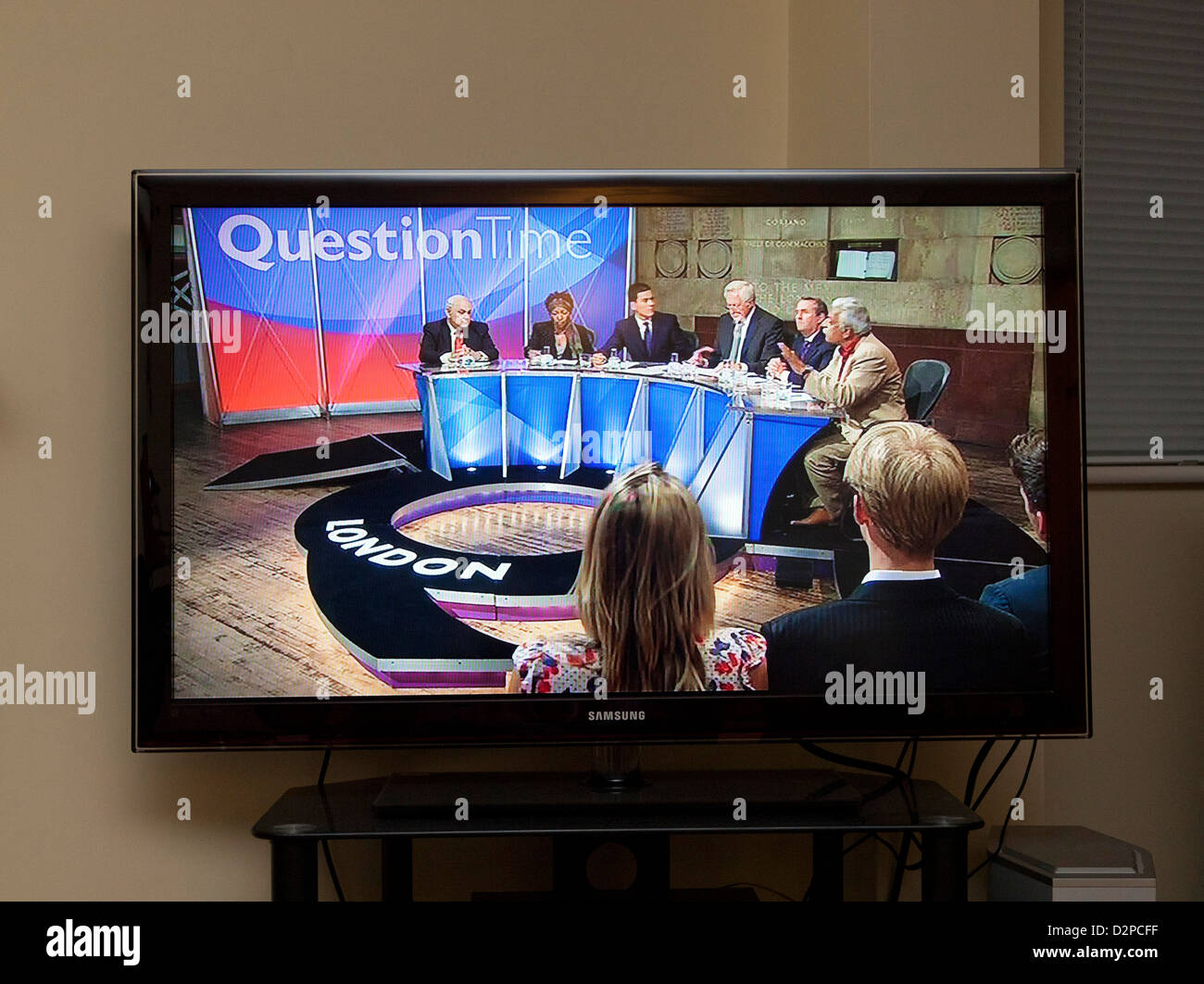 Question time hi-res stock photography and images - Alamy