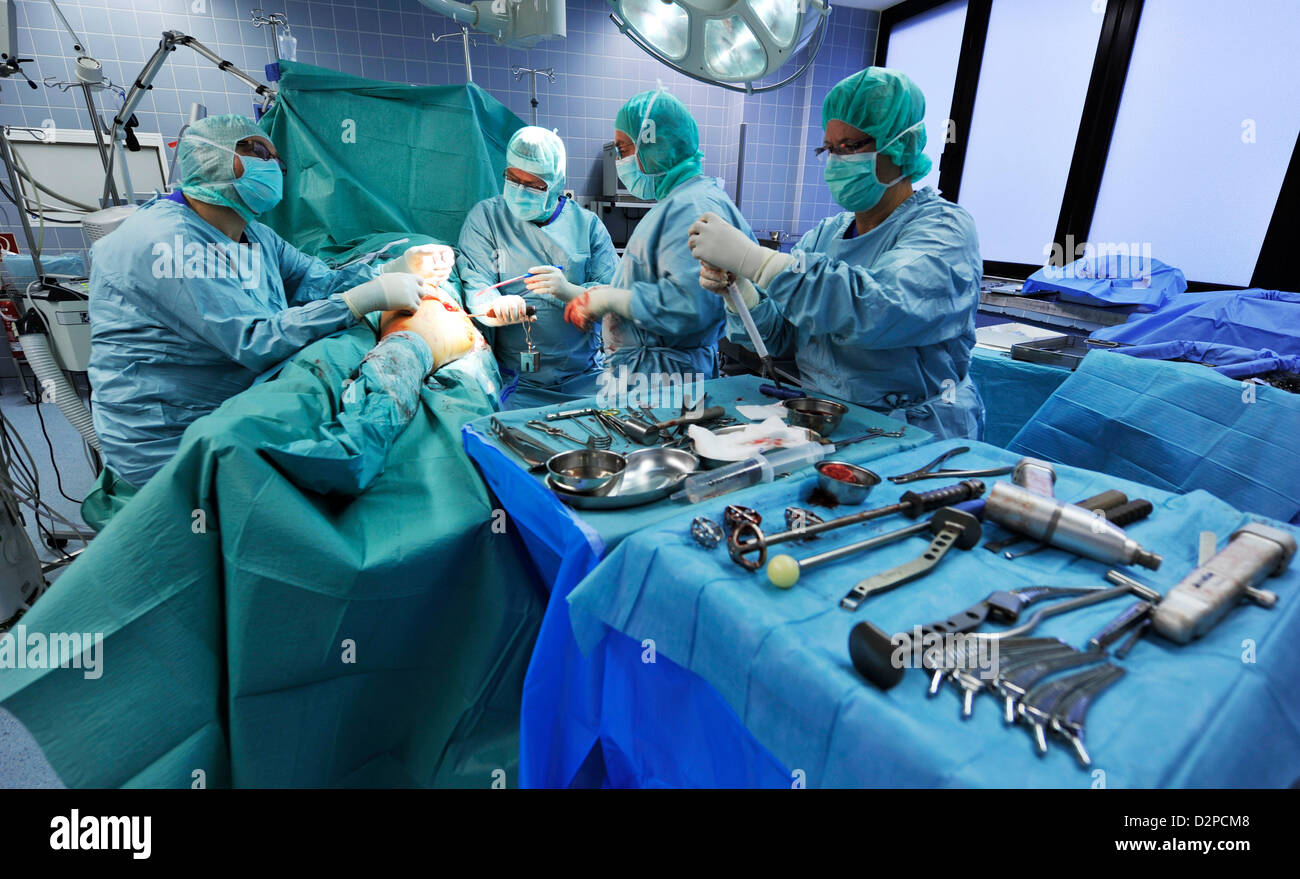 the insertion of an artificial hips belongs today to the standard of ...