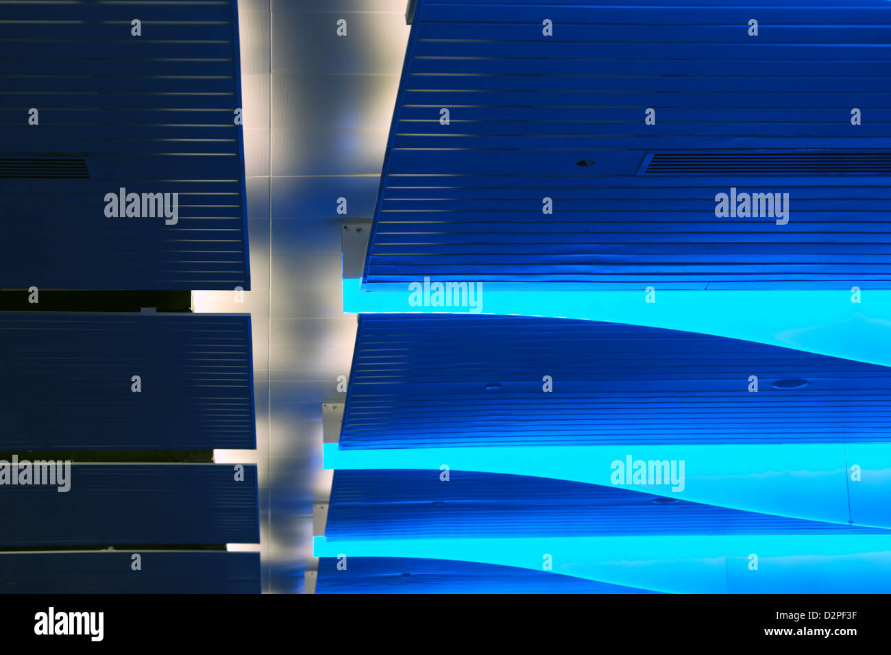 Ceiling in an 'armadillo' station of the Dubai Metro Stock Photo - Alamy