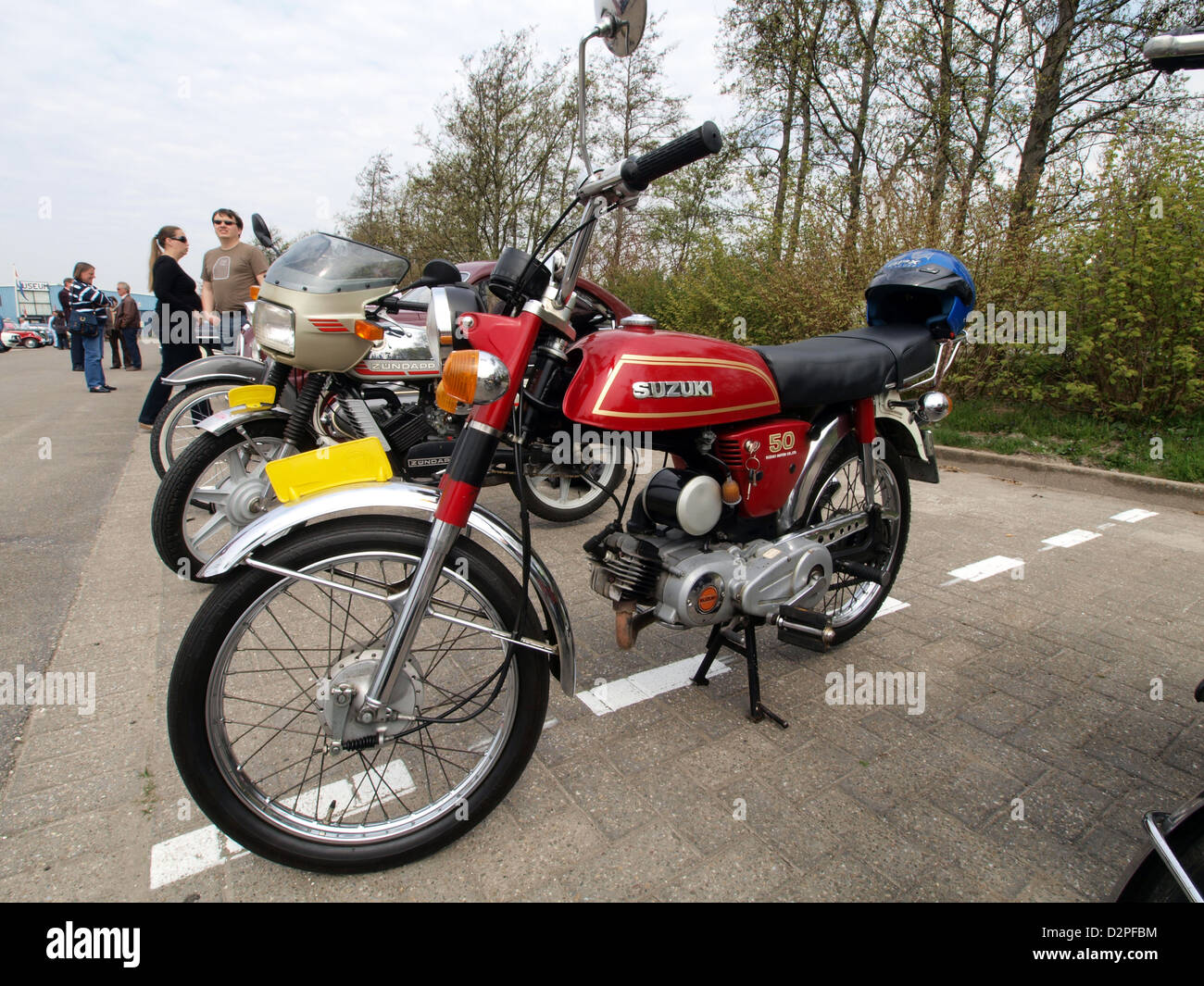 Suzuki hi-res stock photography and images - Alamy