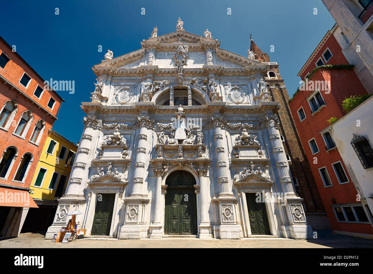 The inticate Baroque Facade and statues of the Chiesa di San Moise ...