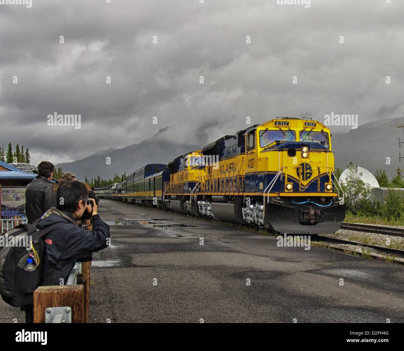 June 28, 2012 - Denali Borough, Alaska, US - Tourists photograph an ...