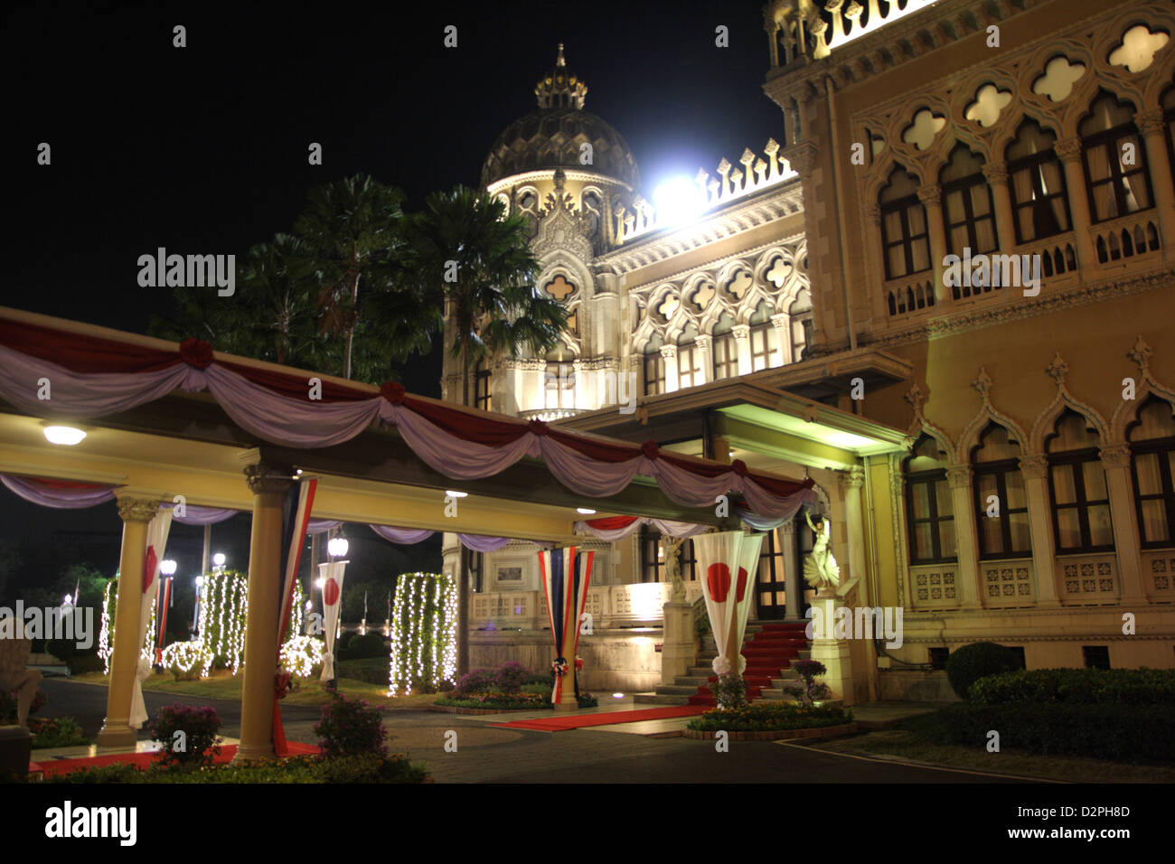 Government House Building Bangkok High Resolution Stock Photography and ...