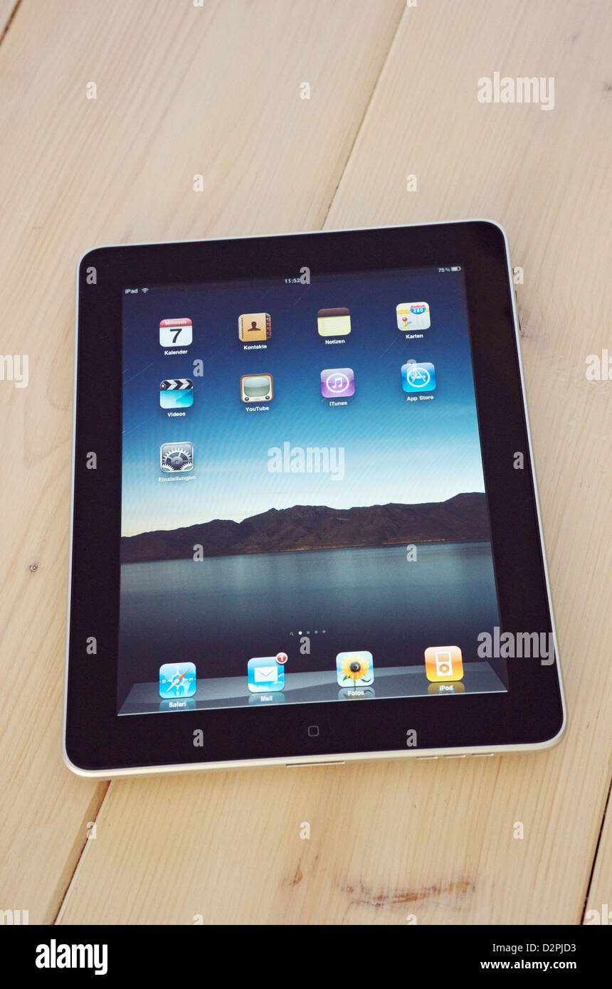 Hamburg, Germany, the iPad from Apple, with the homescreen Stock Photo ...