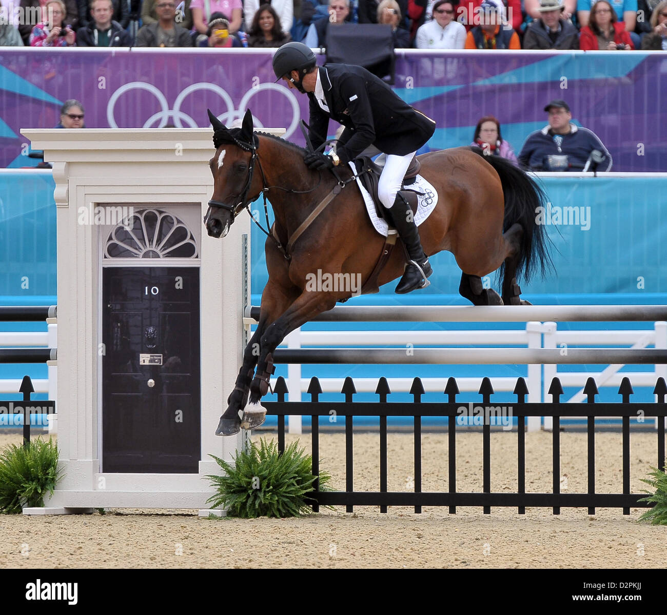 Olympics mark hi-res stock photography and images - Alamy