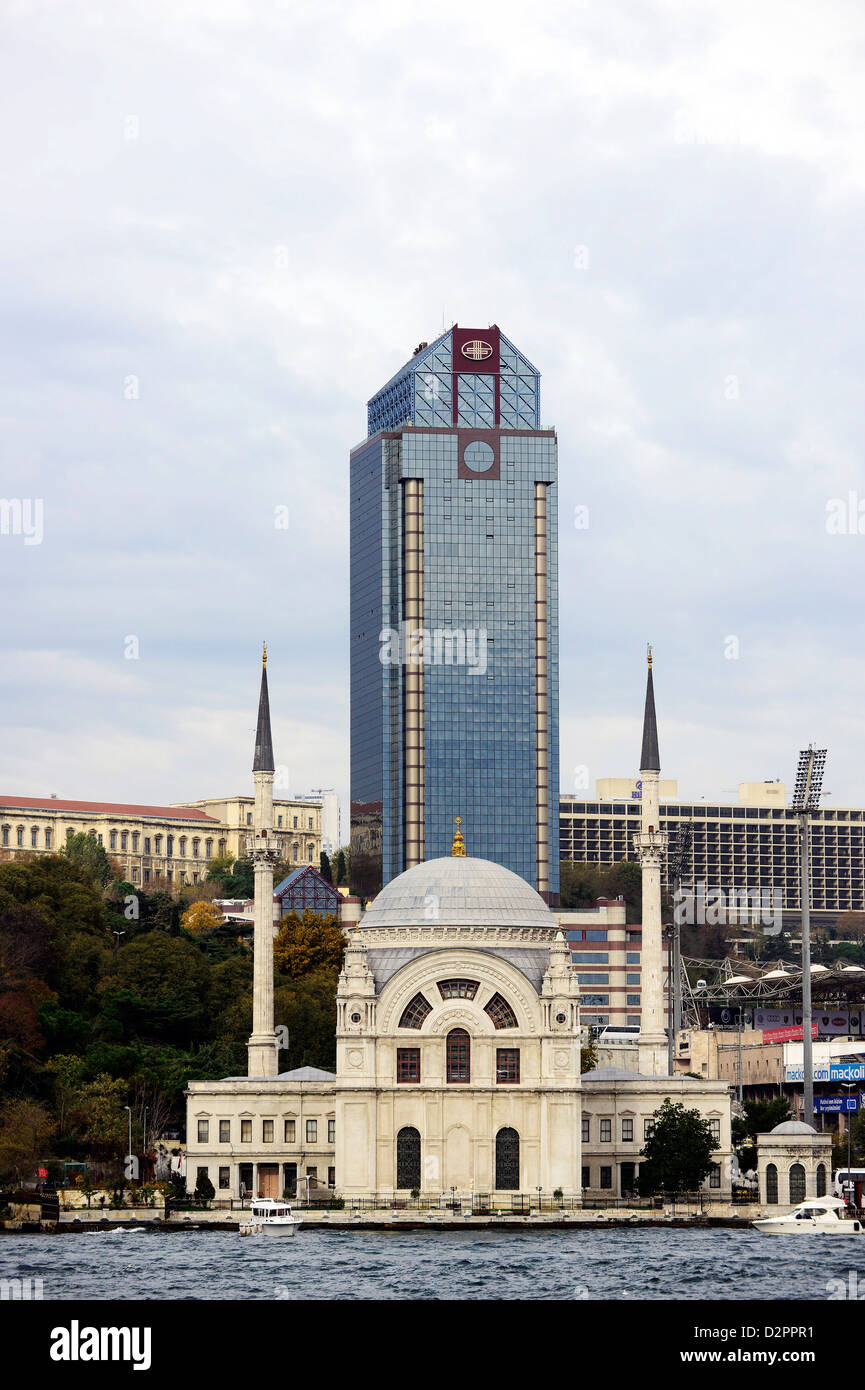 Istanbul modern architecture hi-res stock photography and images - Alamy