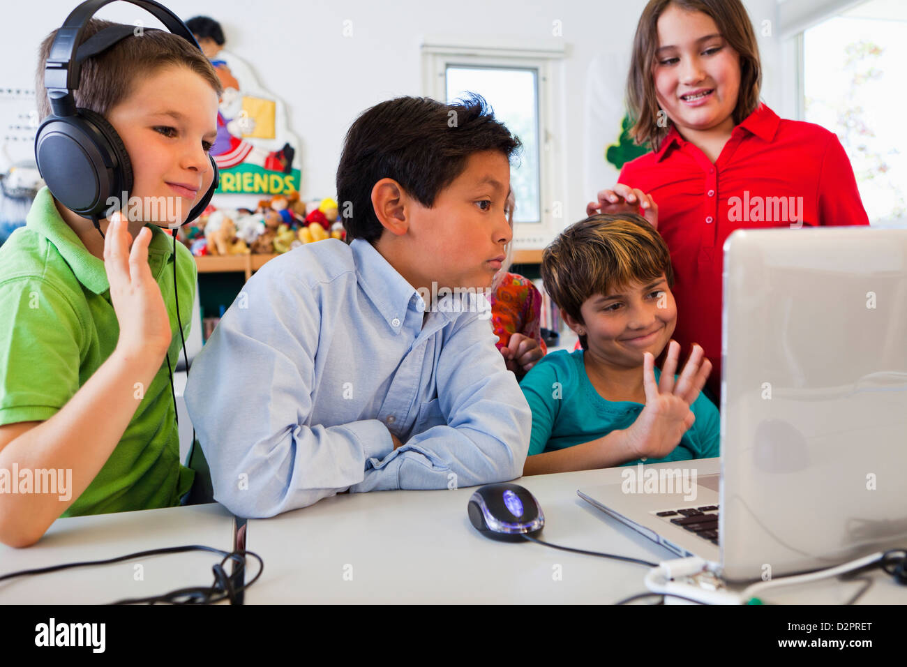 Indian students computer lab hi-res stock photography and images - Alamy