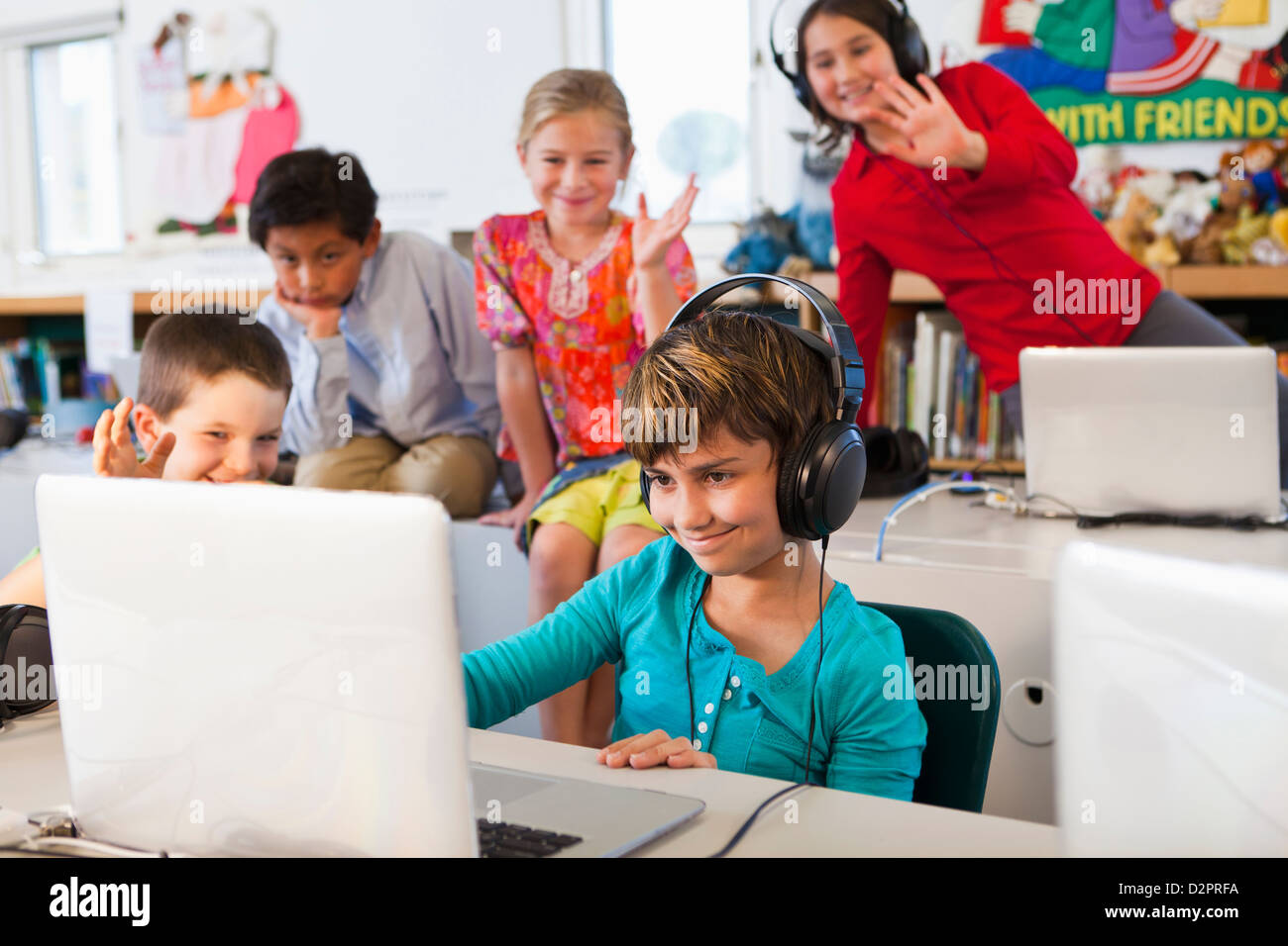 Students using laptops in hi-res stock photography and images - Alamy
