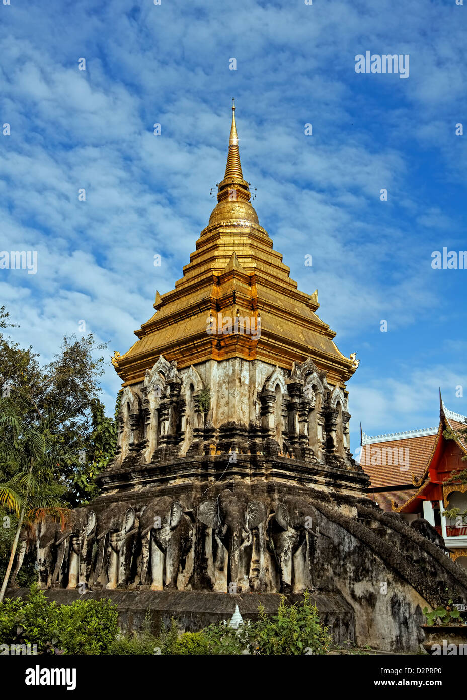 Chedi of Wat Chiang Man / Chiang Mai / Thailand Stock Photo - Alamy
