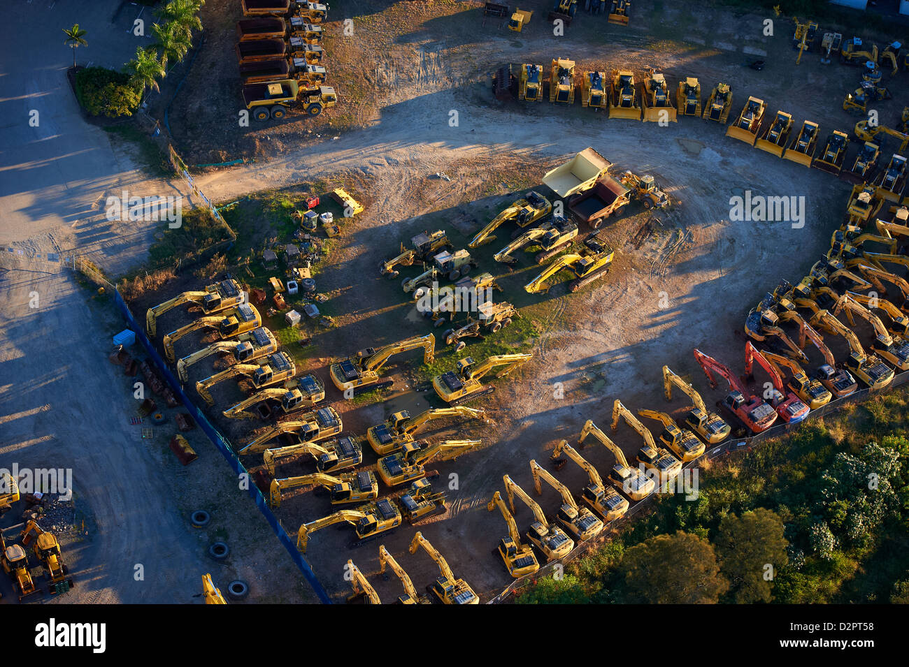 Earth moving trucks hi-res stock photography and images - Alamy