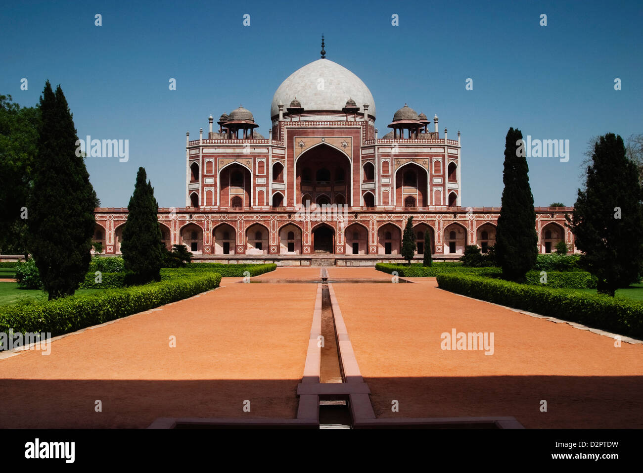 Facade of a tomb, Humayun's Tomb, Delhi, India Stock Photo - Alamy