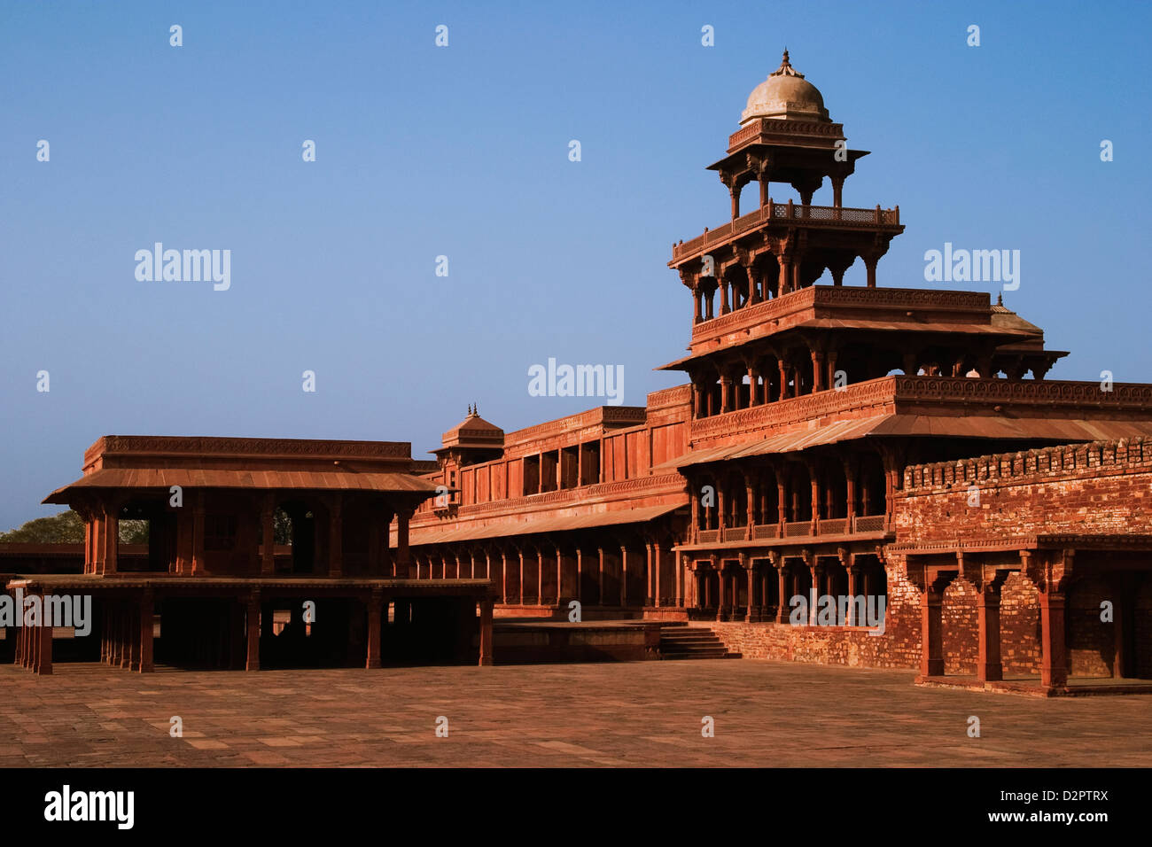 Courtyard of a palace, Panch Mahal, Fatehpur Sikri, Agra, Uttar Pradesh ...