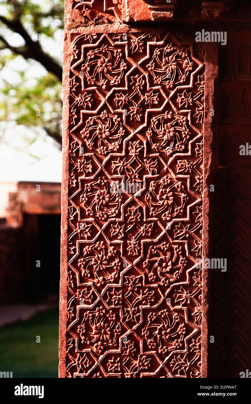 Architectural detail of a column in a palace, Fatehpur Sikri, Agra ...
