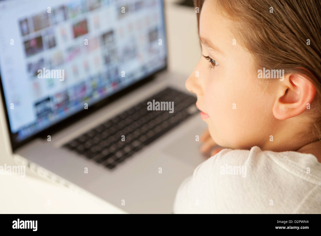 Australian girl 12 hi-res stock photography and images - Alamy