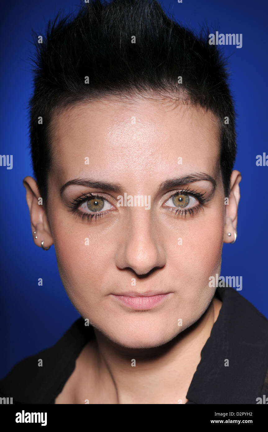 Head and shoulders portraits hi-res stock photography and images - Alamy