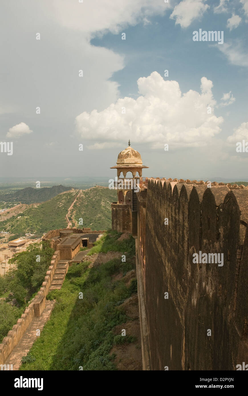 Defensive wall of a fort, Jaigarh Fort, Jaipur, Rajasthan, India Stock ...