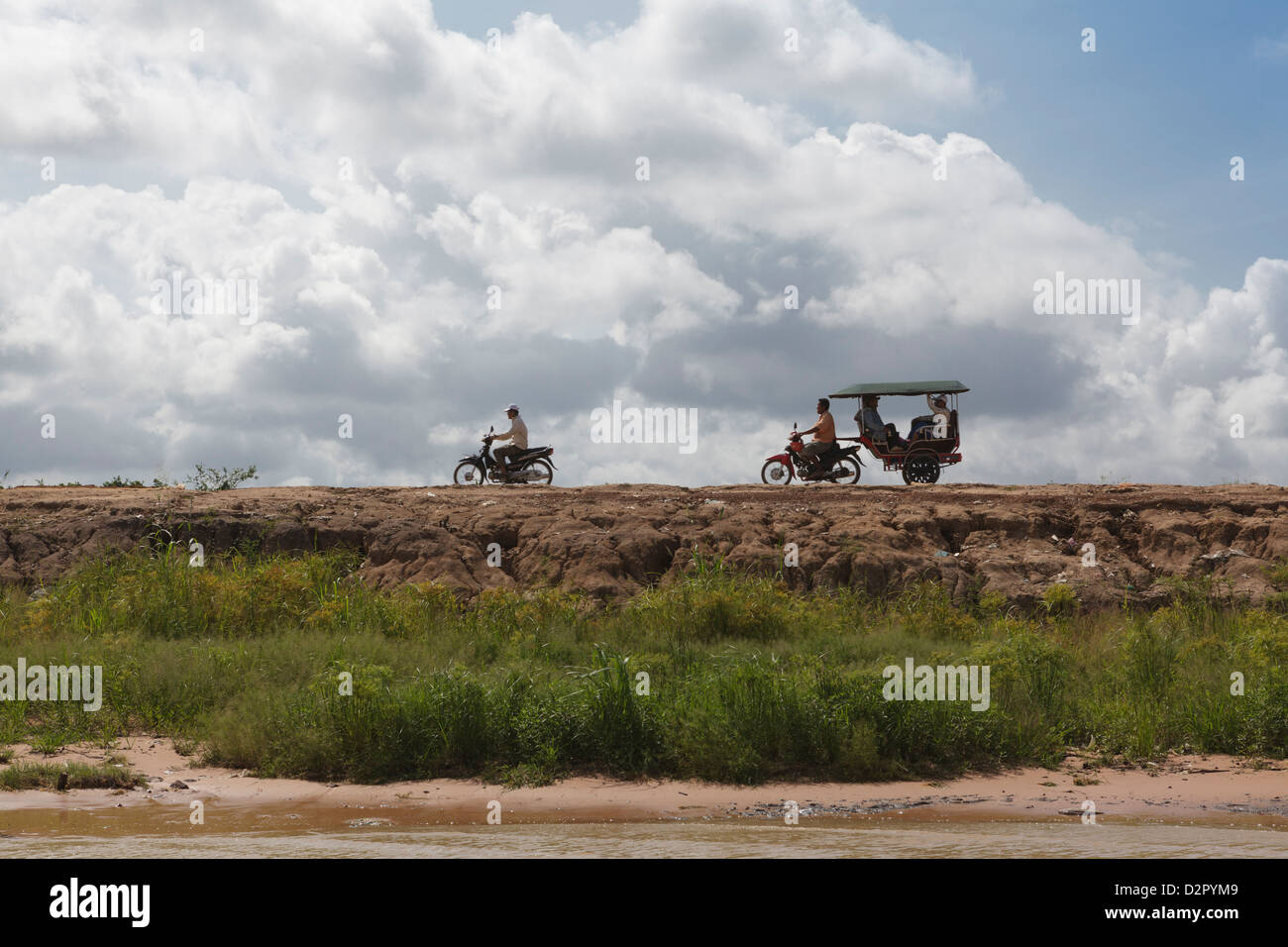 Rickshaw cambodia hi-res stock photography and images - Alamy